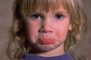 NIÑOS TÍMIDOS, MIEDOSOS Y PATOSOS - ROSINA URIARTE